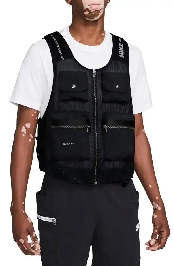 NIKE ナイキ CITYMADE VEST 多ポケット Nike City Made Woven Vest - Black/ Black/ White | Editorialist